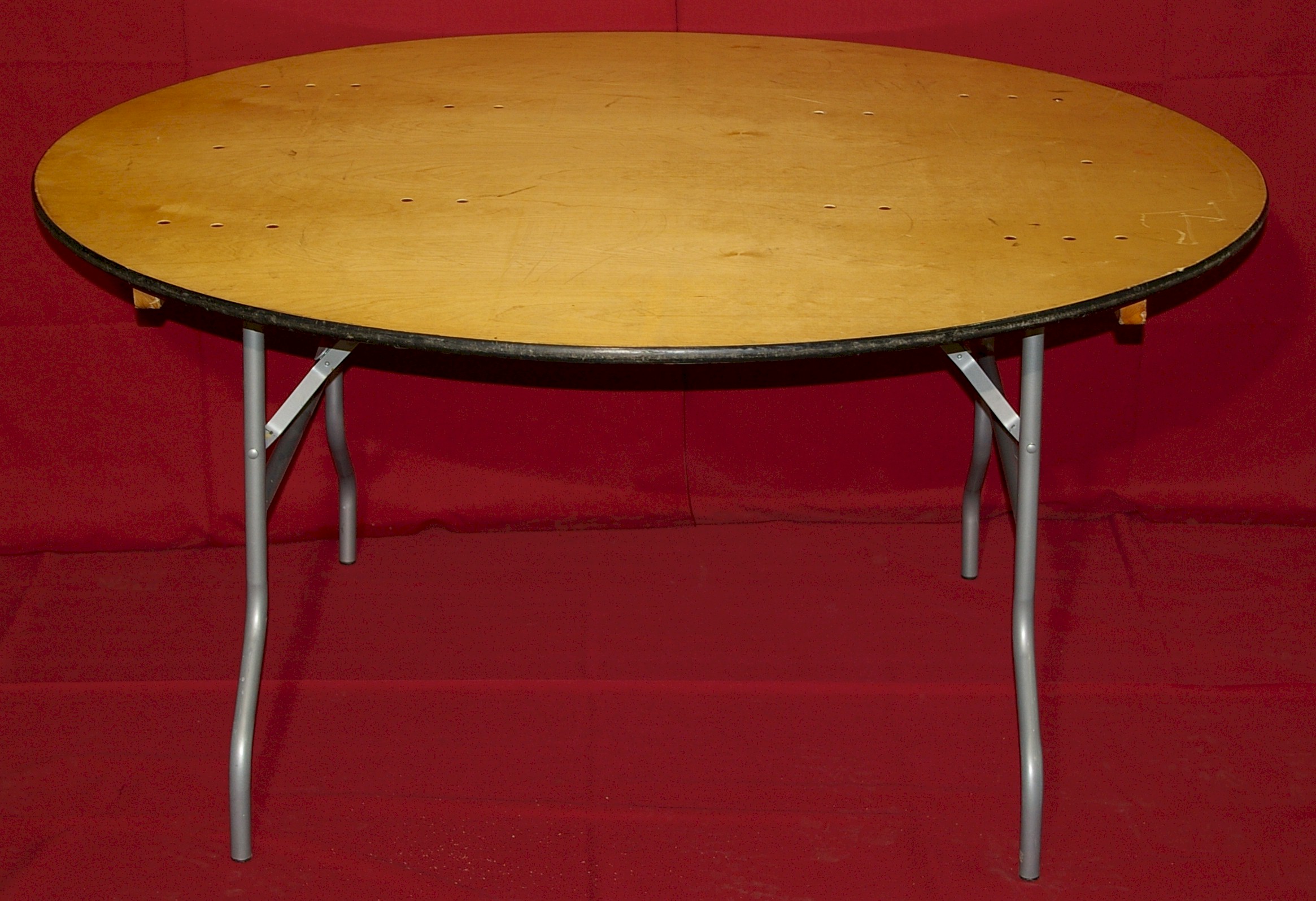 Used 60 Round Tables For Sale at Harrison Trethowan blog